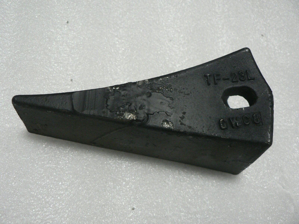 JOHN DEERE SURFACE RIPPING TOOTH TF23L — G-Cor Automotive