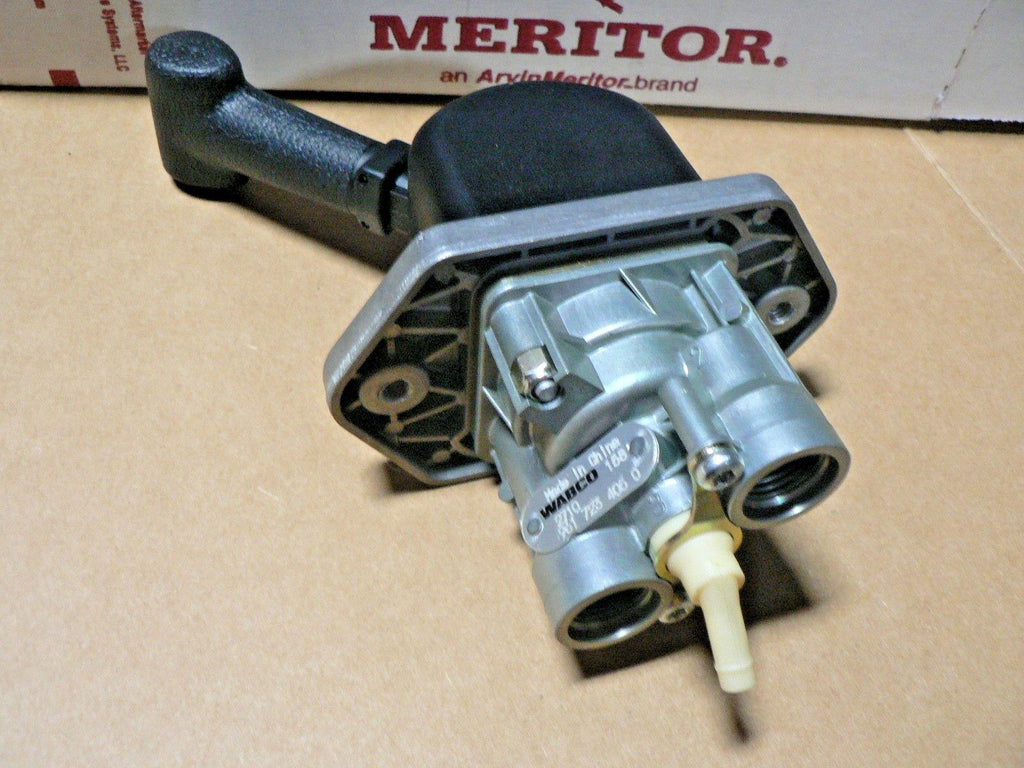 WABCO HAND BRAKE AIR VALVE 9617234050 5010145721 6702610 9617230040 93 ...