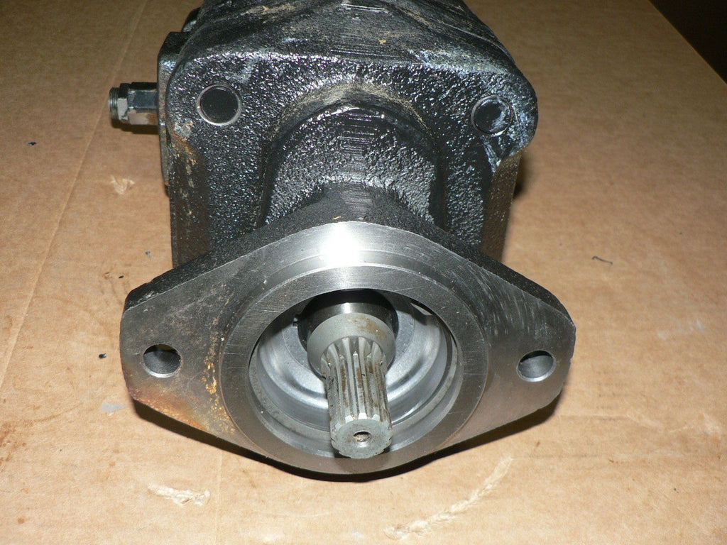 JI CASE 1102D COMPACTOR HYDRAULIC PUMP S516856 S517659 322-9210-009 — G ...
