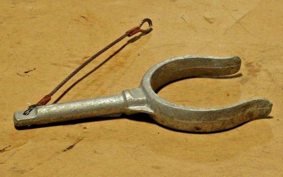 LIFEBOAT 3 ROWLOCK PALFINGER MARINE 1550300902 — G-Cor Automotive